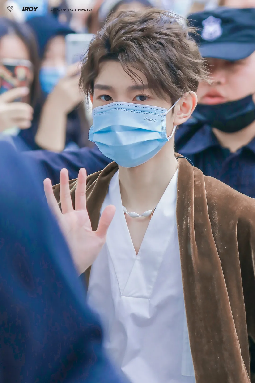 Wang Yuan, who is the treasure singer, has an aura in the shape of a ...