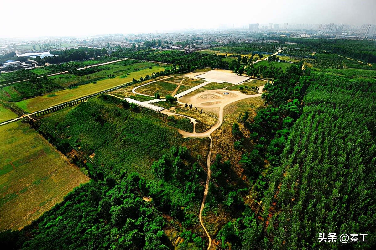 Ruins of Weiyang Palace, Chang'an City, Han Dynasty - iNEWS