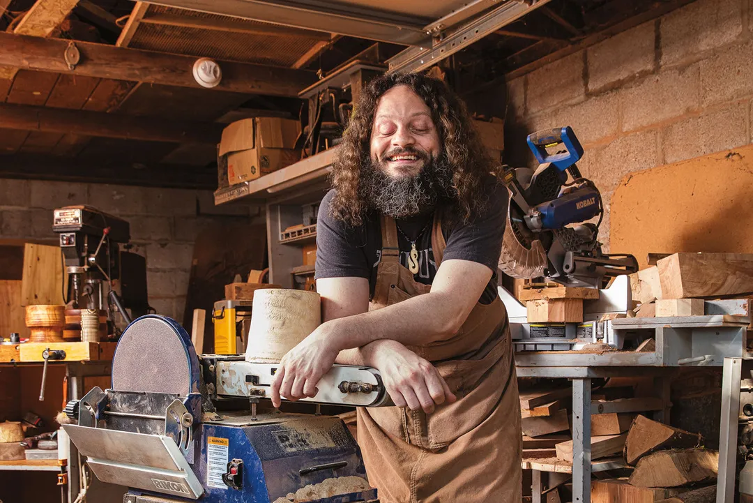 The blind carpenter became popular on TikTok. At the age of 16, he ...