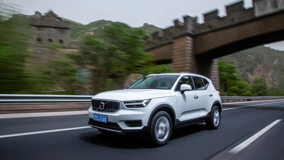 City SUV can also play Laozhanggou?Volvo XC40 off-road test - iNEWS