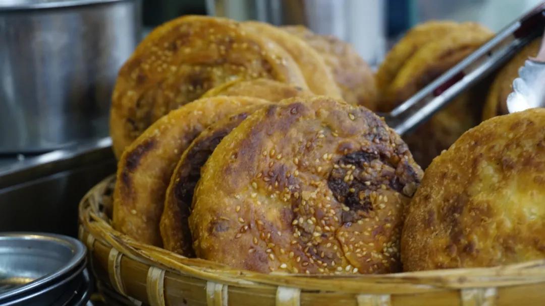 Pengzhou Juntun Guokui, the light of Chengdu snacks - iNEWS