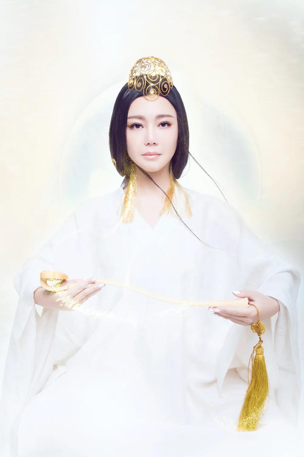 China Renaissance, clothing first - iNEWS