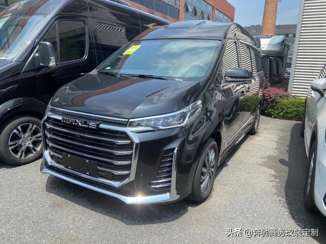 Really shooting Chase high-end MPV?Space enjoyment, Alpha seat, ride ...