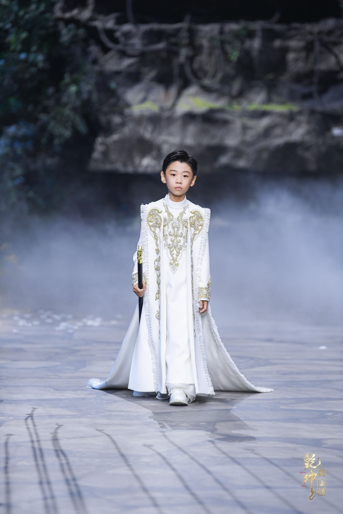 SS22 China International Fashion Week Gaia Legend·Xiong Ying "Universe ...