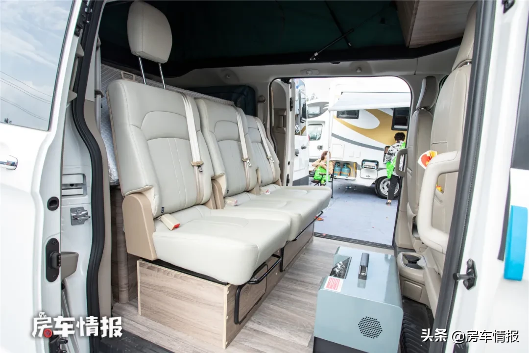 More than 200,000 Tourio RVs! 2.0T+6AT, the rear of the car can cook and go to work - iNEWS