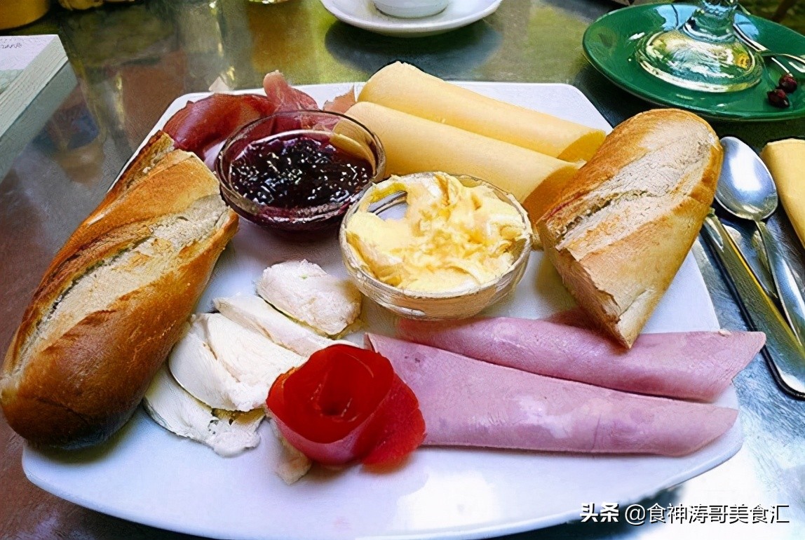 Three meals a day for a Monaco family, what do they like to eat, and ...