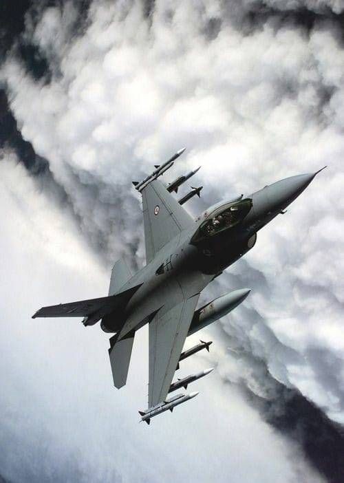 The 9 oldest fighters still in service today, some of which are more ...