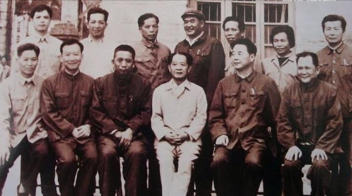 Li Peng's only cursive work, Wang Feng and Wang Duoyi, hearty, elegant ...