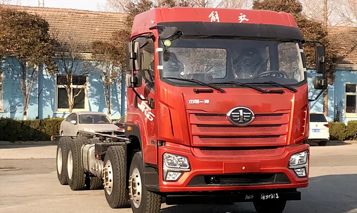 JH6 equipped with Yuchai machine, JK6 appeared in the first four and ...