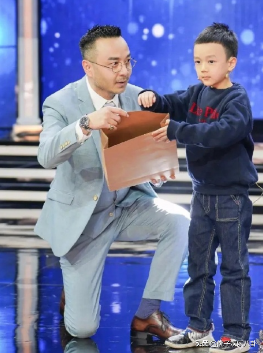 "Every Day" Wang Han and his 6-year-old son turned magic, Yang Lele ...