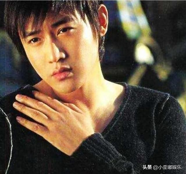 Laughing at the greasy uncle in entertainment?Not as cool and handsome ...