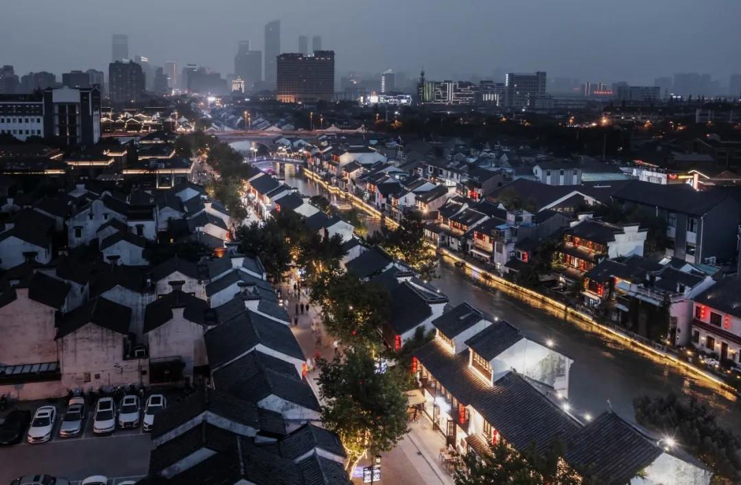 Qingming Bridge, Nanchang Street, Wuxi / Aoya Design - iNEWS