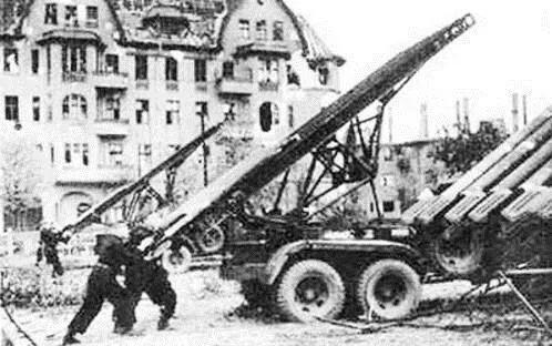 The "Katyusha" rocket launcher, which made the German army fearful ...