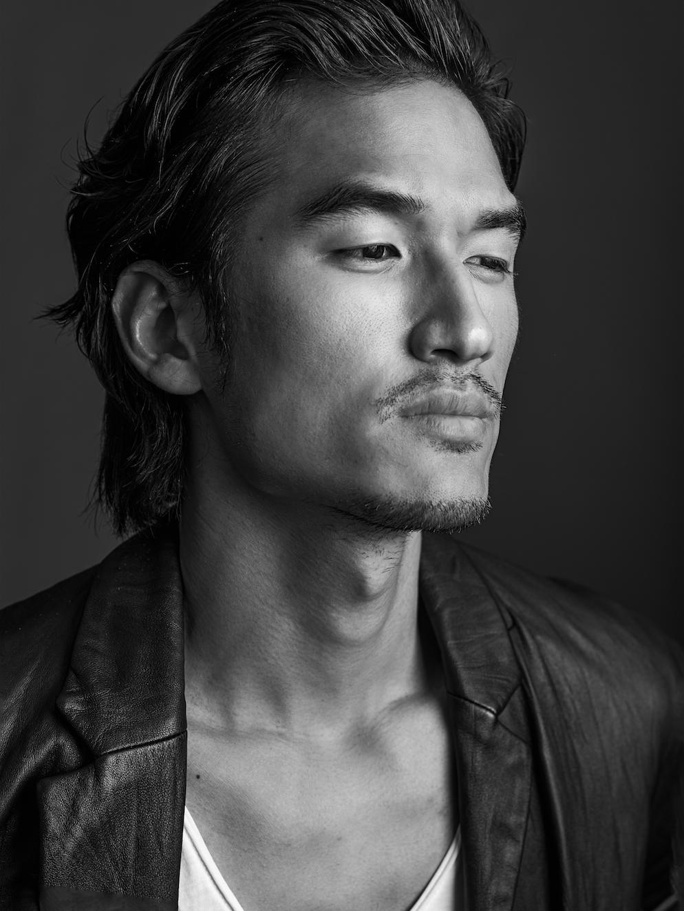Chinese super male model starred in CW's latest American drama "Kung Fu ...