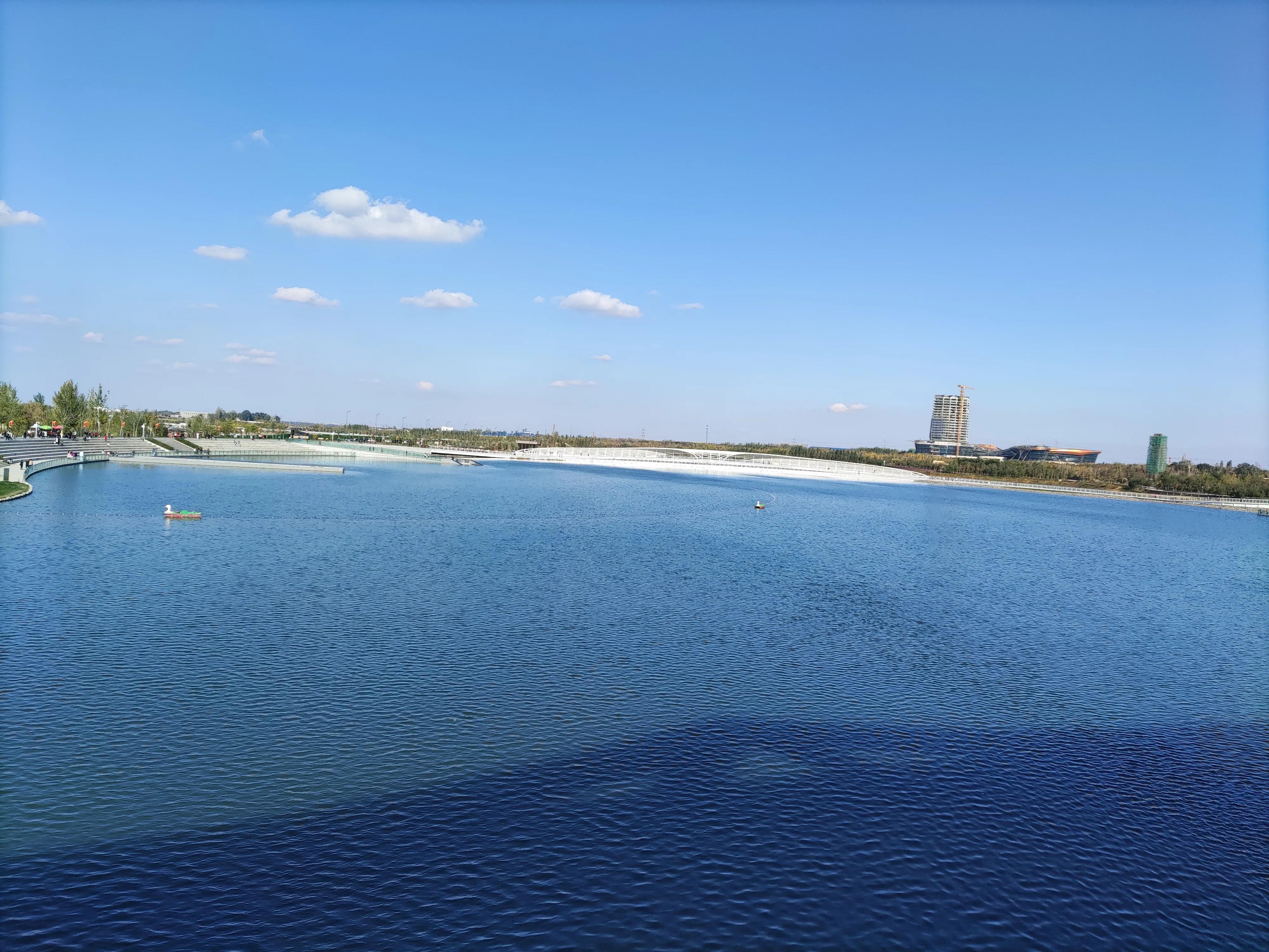 The most beautiful river in Urumqi is here, and the intercepting lake ...