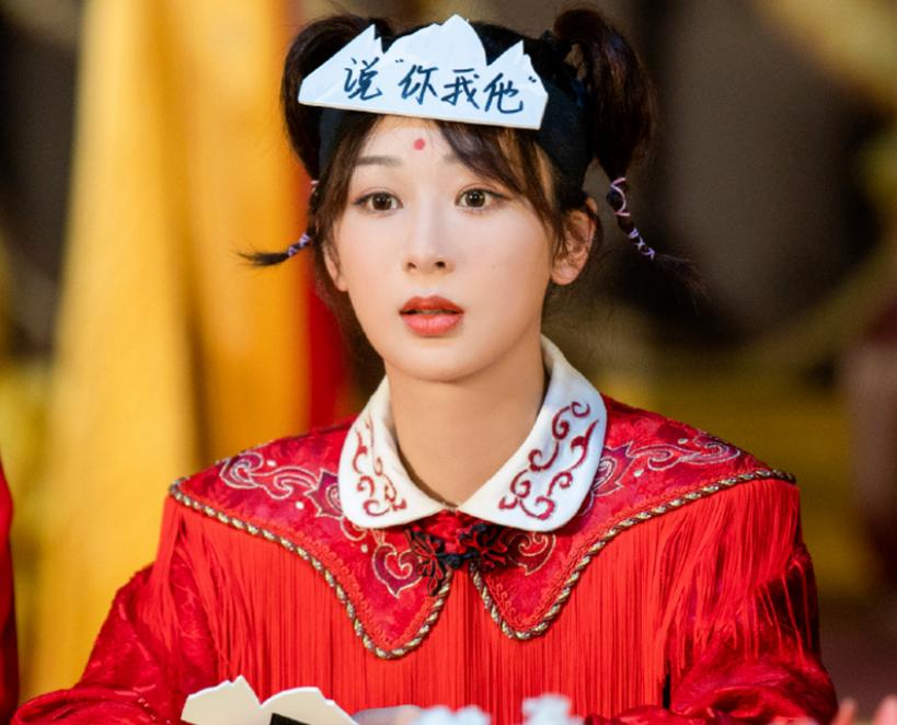 The national girl Yang Zi has red hair and sighs that she has been ...