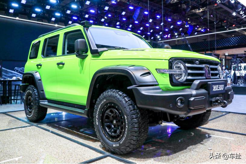 The modified version of the Tank 300 debuted with full personality! - iNEWS