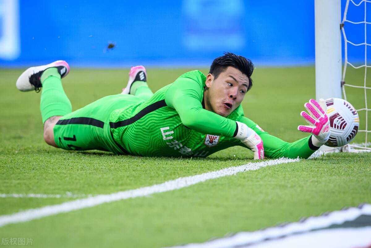 Another world-class save!Wang Dalei's performance this round is ...