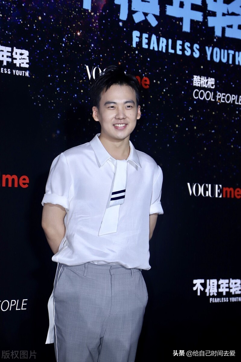 How about Hu Zhonghui, who divorced the poor Guo Degang, abandoned Guo ...