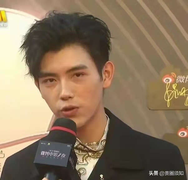 Chen Feiyu celebrated Father's Day for Chen Kaige, filial and caring ...