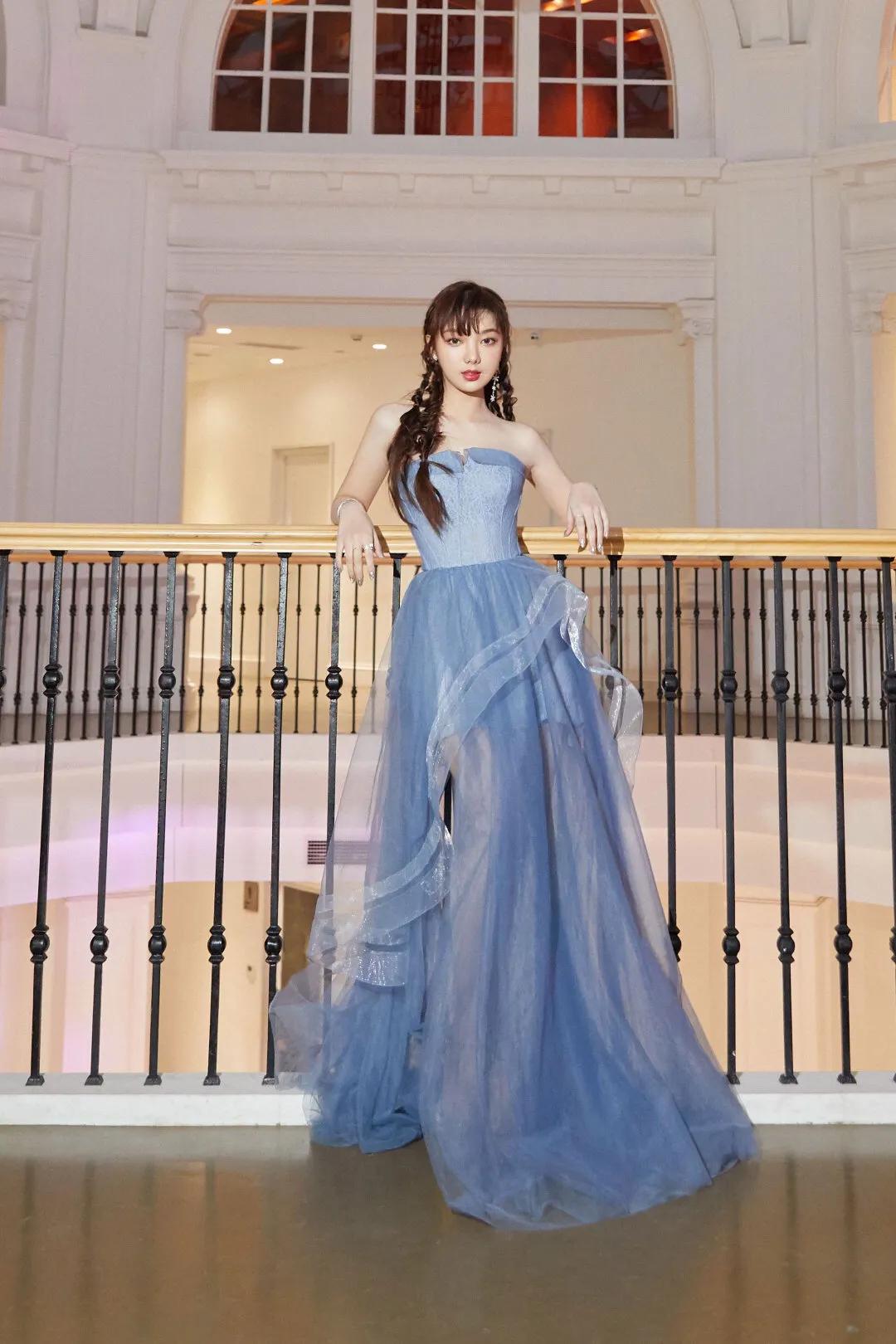 Li Ziting Photo Album - iNEWS