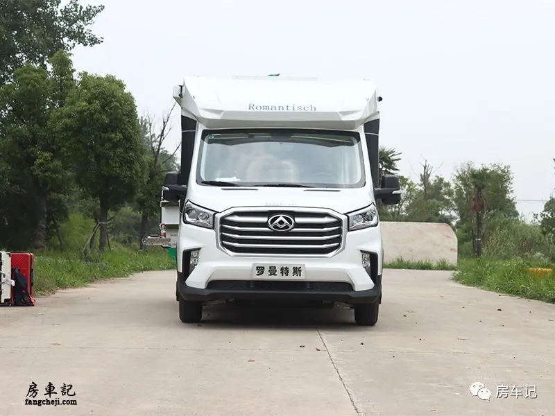 The considerate European style RV will give you a mobile home!Real shot ...