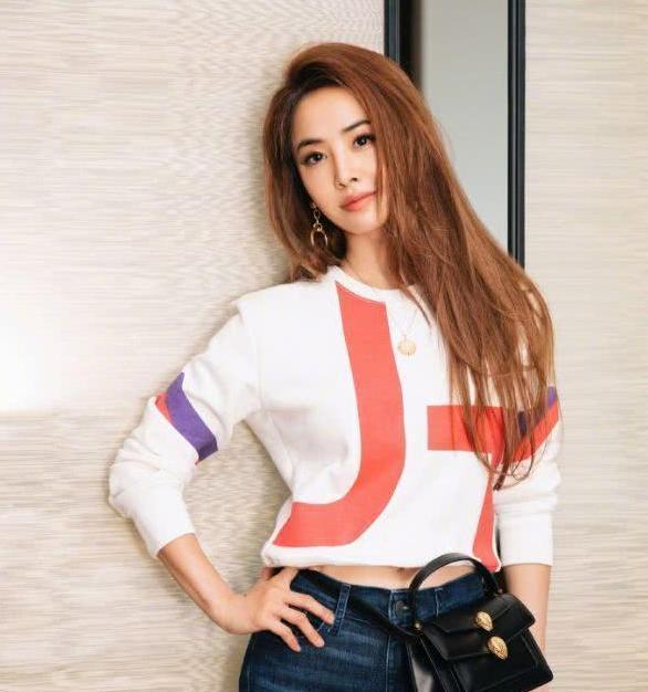 The status quo of Taiwan's music leader, Wang Xinling is disabled ...