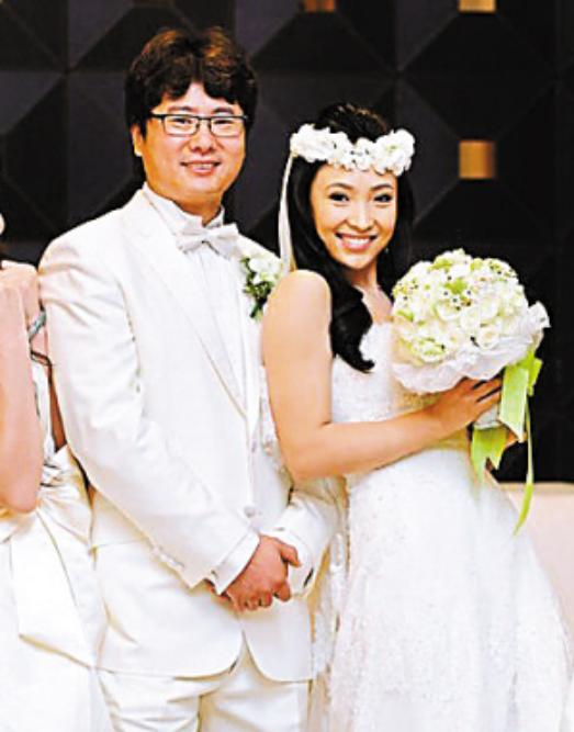 Bai Jing: At the age of 23, he was a "little three," married to a ...