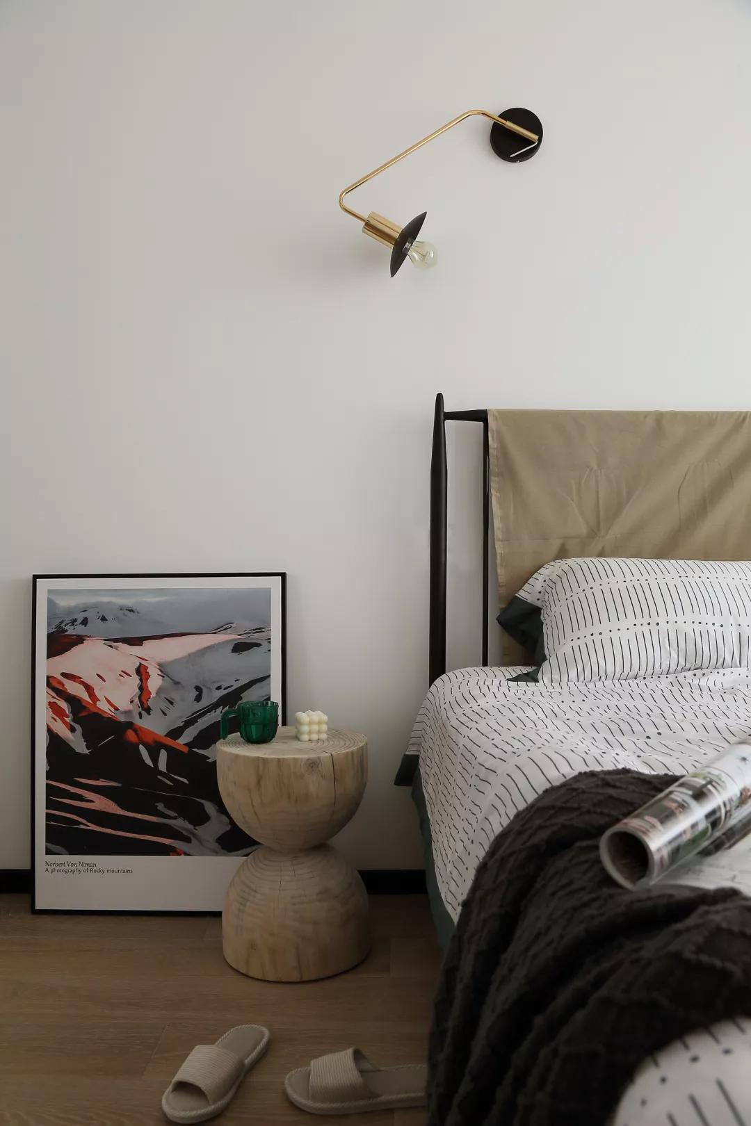 128-square-meter modern Nordic style three-bedroom, dark-toned design ...