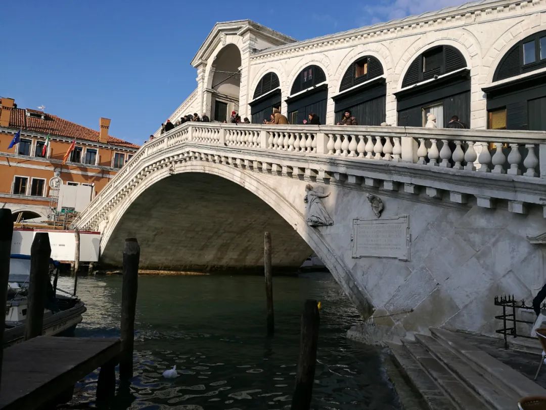 Zhu Yan, Art Director of Shanghai International Design Week: My Blue ...