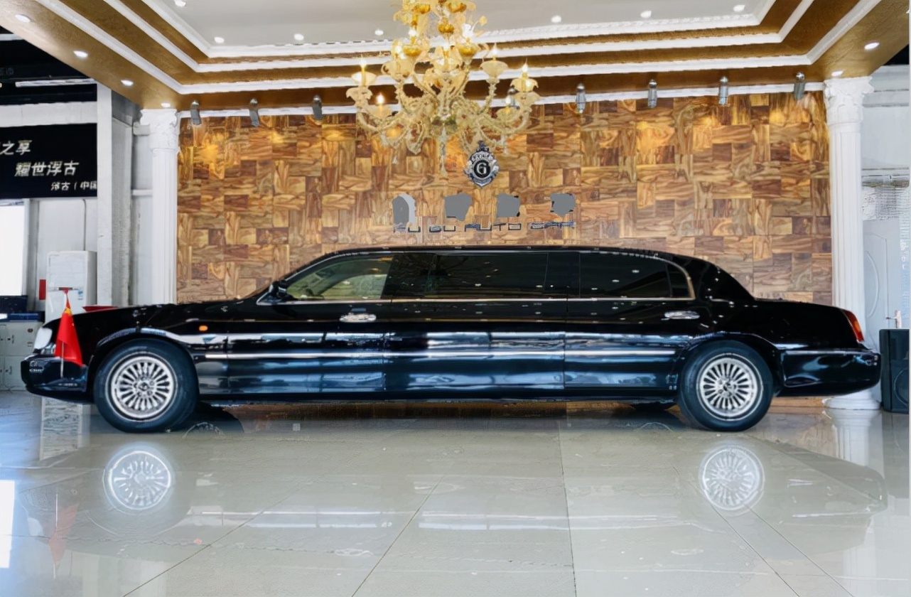 Beijing encountered a Hongqi bulletproof car, nearly 7 meters in length ...