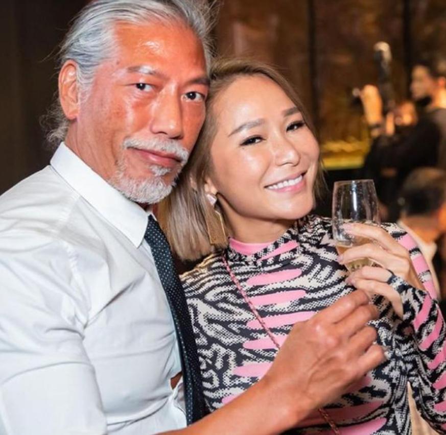 Xi Mihua and his wife celebrated their godmother's birthday, and Zhang ...
