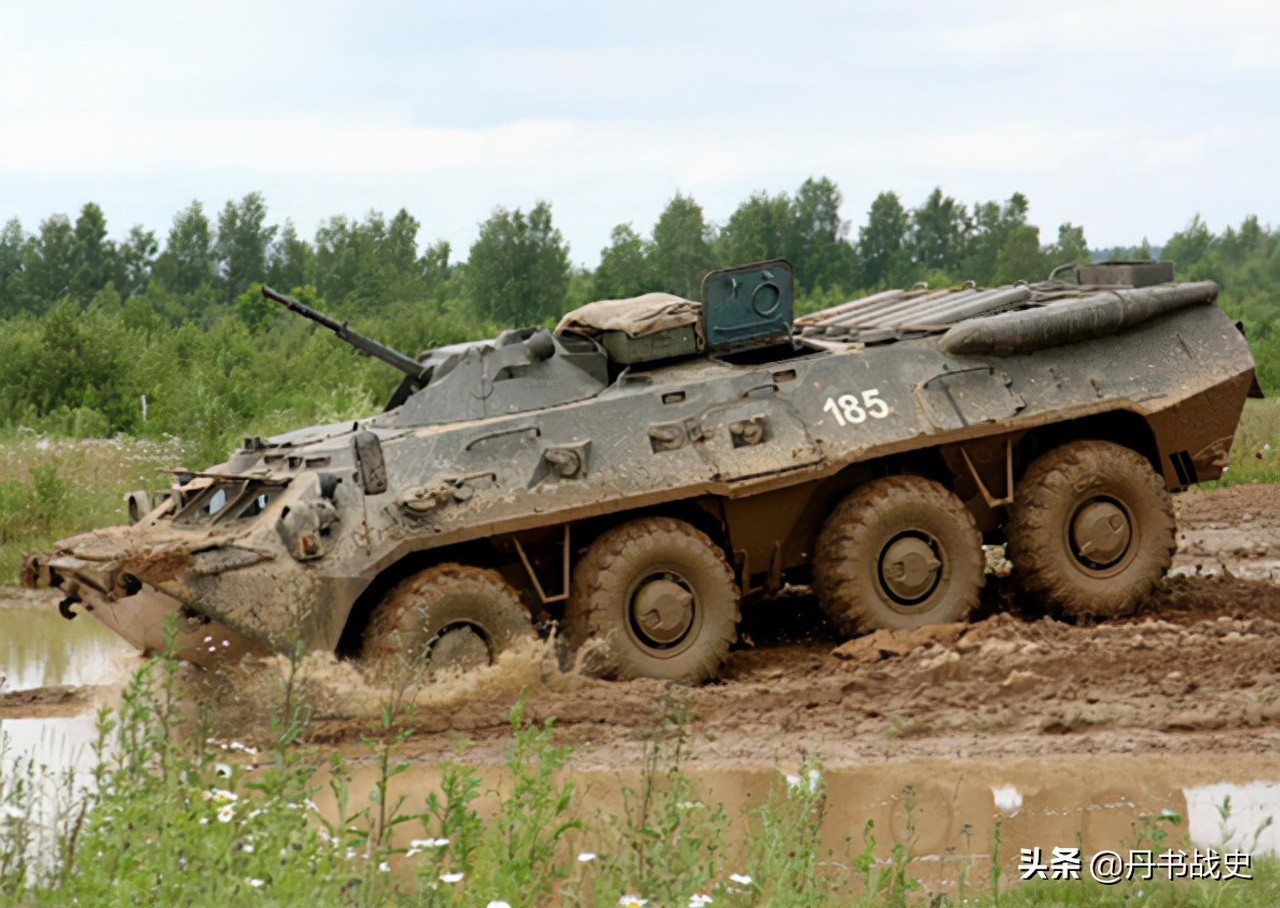 Military vehicles changed to civilian vehicles, interesting BTR-80 ...