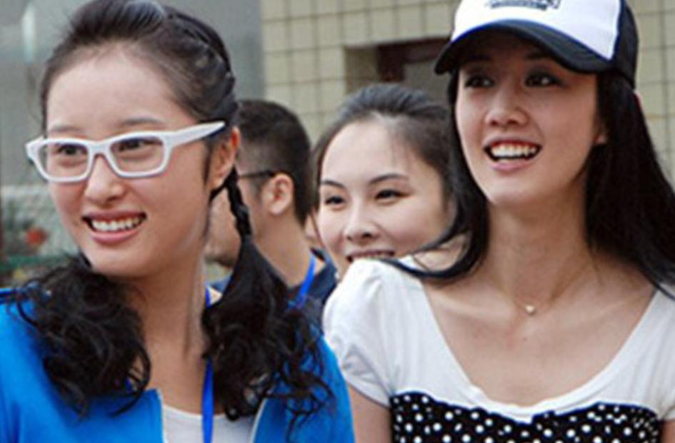 Wang Jiexi died 6 years ago. During his lifetime, "Ugly Girl Invincible ...