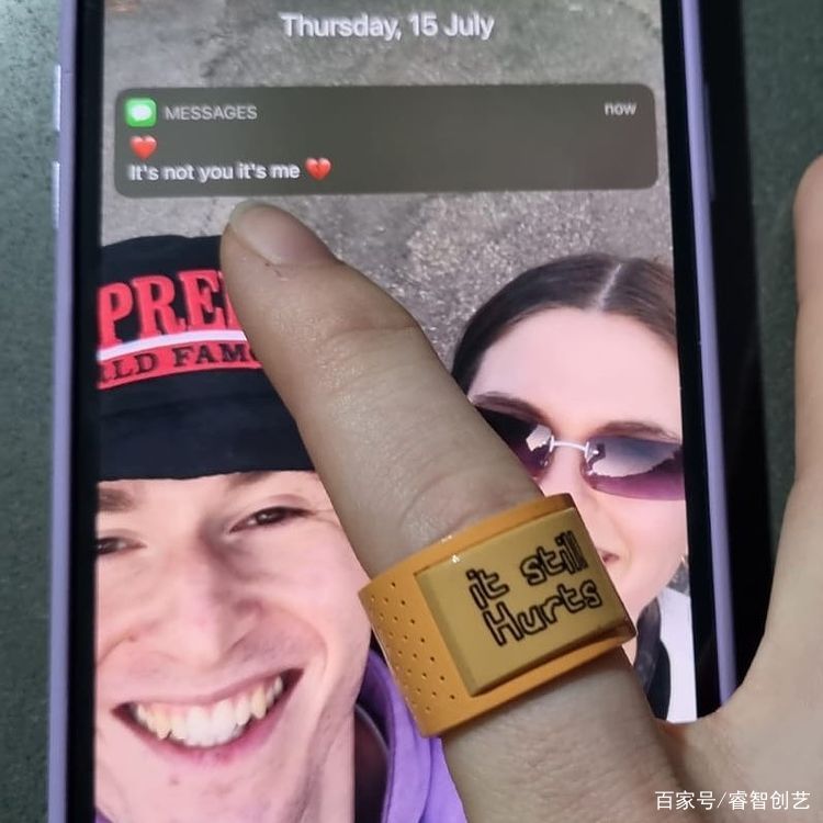 Get to know the most interesting and interesting accessories today ...