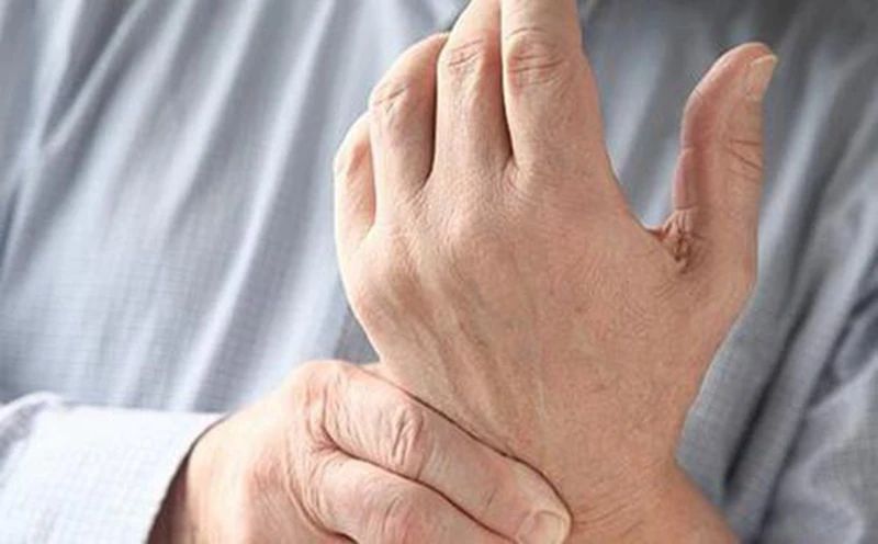 After cancer chemotherapy, my hands and feet are numb, painful, and the ...