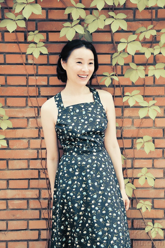 During the first half of my life and the storm of sweeping the dark, Wu ...