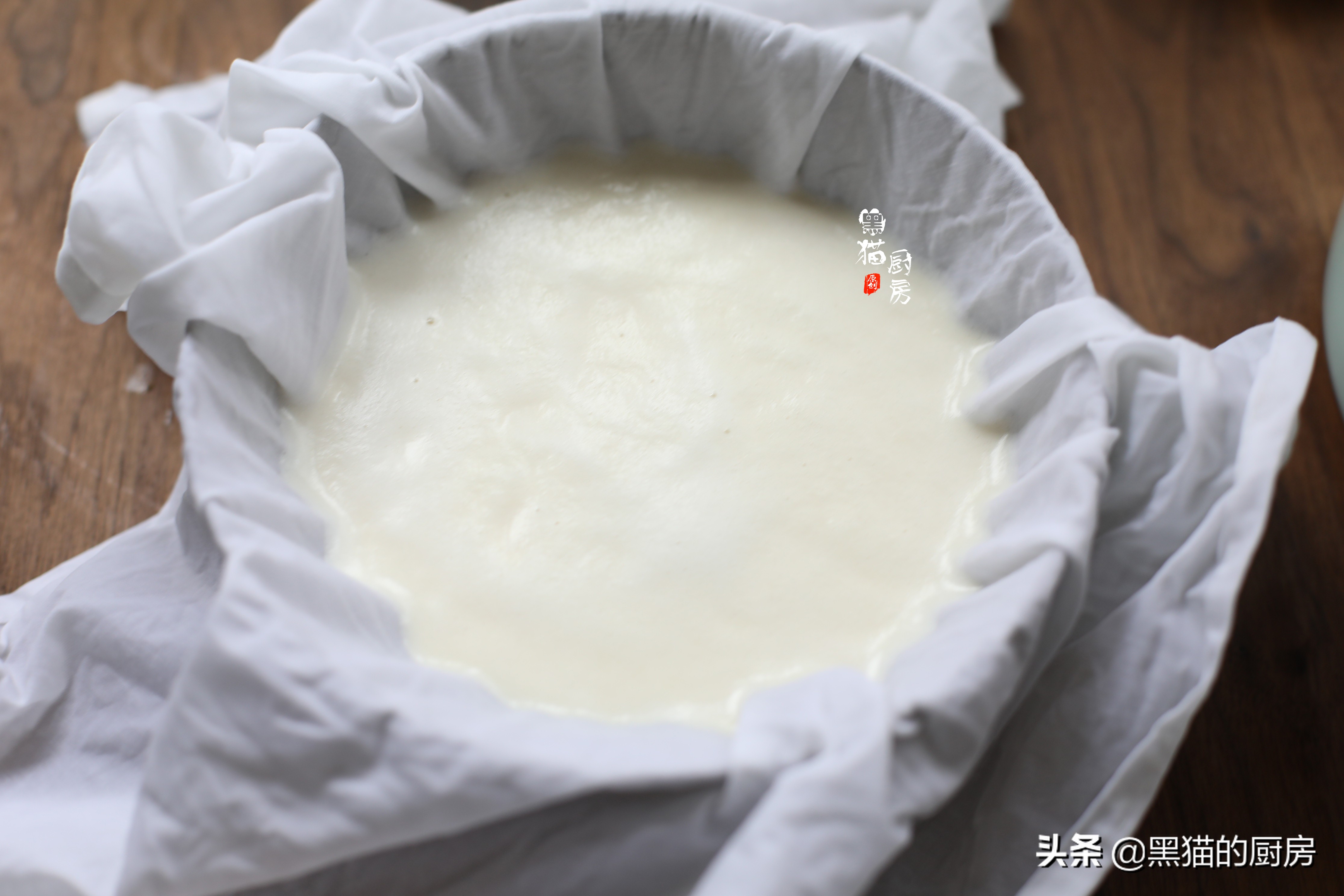 The almond dew that is moisturized and dry in autumn is easy to use ...