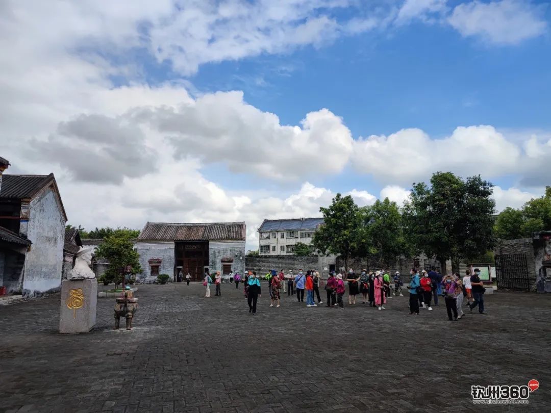 What a fairy!The event at Liu Yongfu's Former Residence was ...