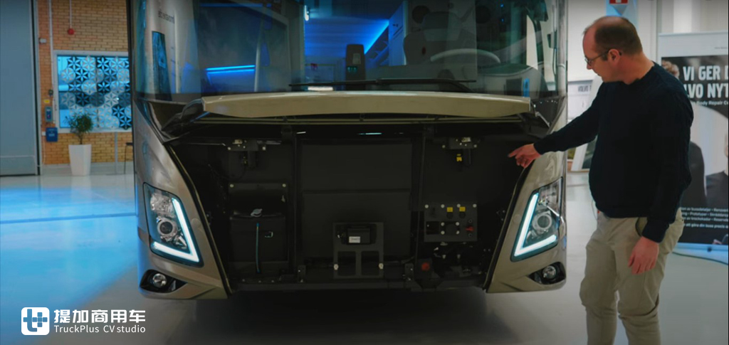 The height is lowered and the interior is upgraded again. Volvo 9700DD ...