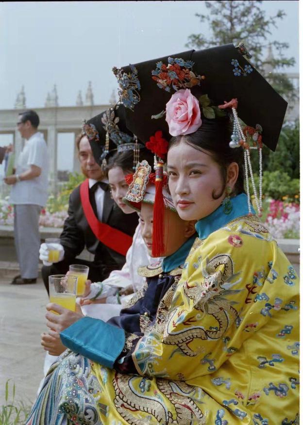 It's teary!Zhou Jie passed away, Liu Xiaoqing sent a message to mourn ...