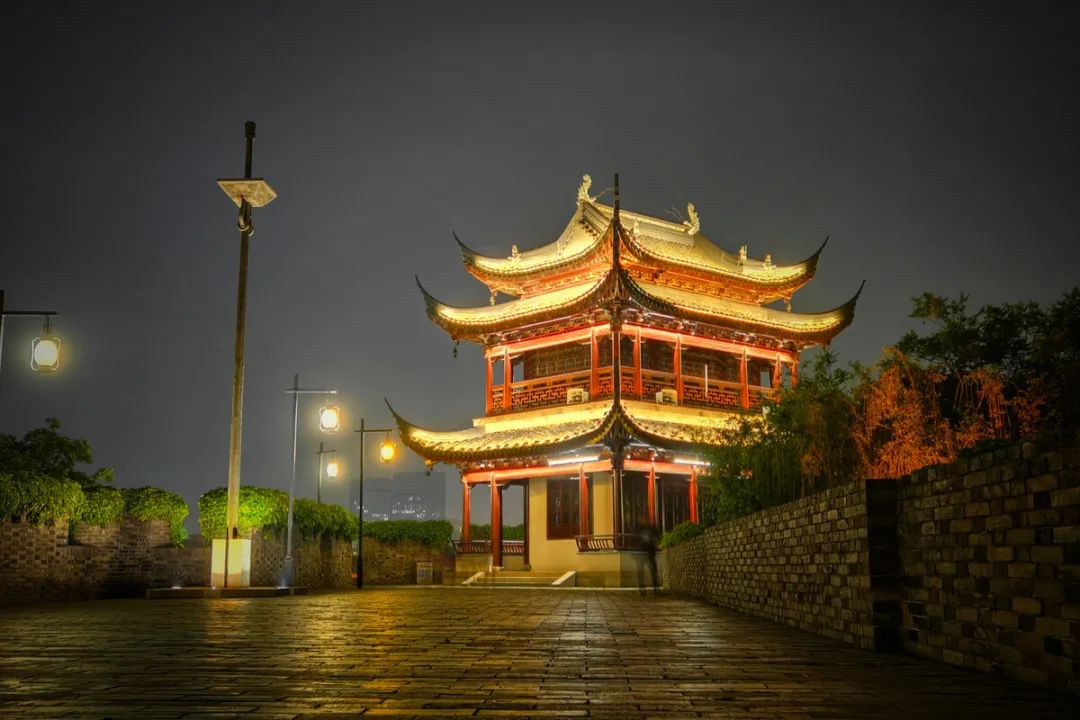 Gusu years in the city gate - iNEWS