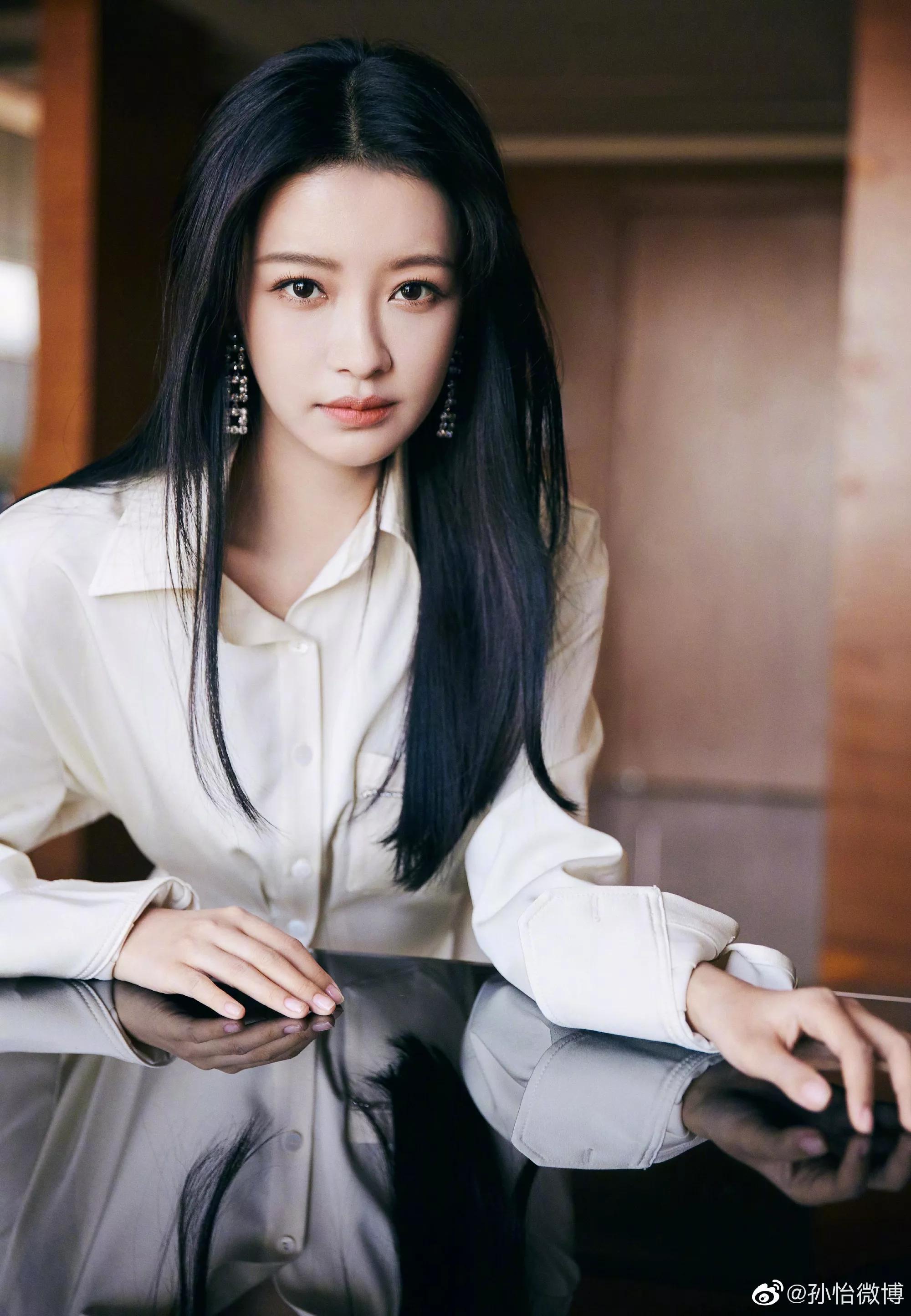 Sun Yi's daughter's birthday photos - iNEWS