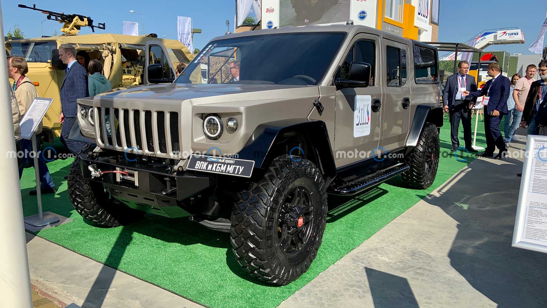 Russian version of Hummer H1, Strela SUV debut, equipped with 157 ...
