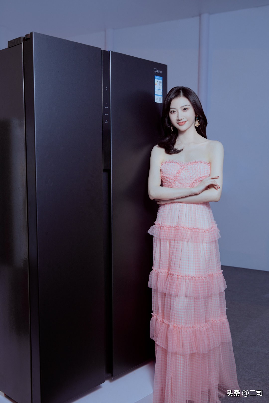 Jing Tian pink plaid cake skirt is large, gentle and romantic, too ...