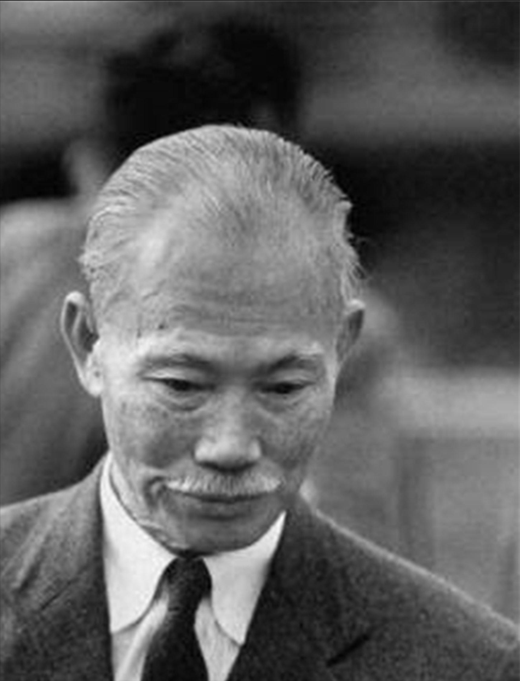 In 1965, before his death, Chen Cheng called his son to leave a long ...