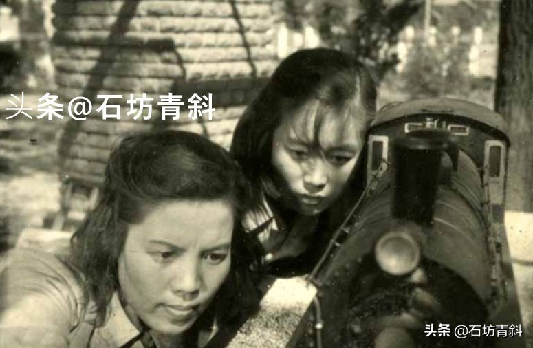 New China's first female train drivers Shu Xiuwen and Sun Daolin create ...