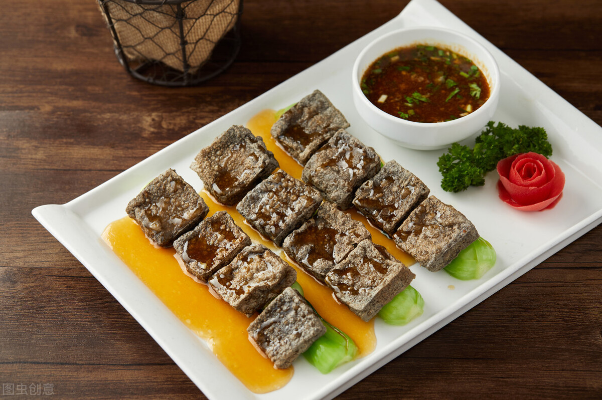Family version of stinky tofu production process - iNEWS