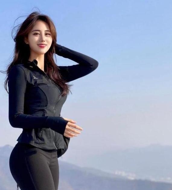 Korean beauty, "hourglass" figure, S-curve, lovely - iNEWS