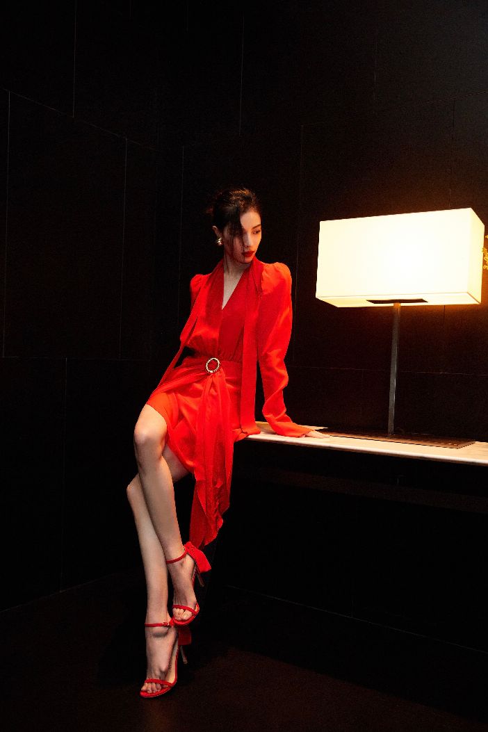 Star beauties: Meina, Bai Lu, Liu Mengmeng, Zhong Chuxi - iNEWS